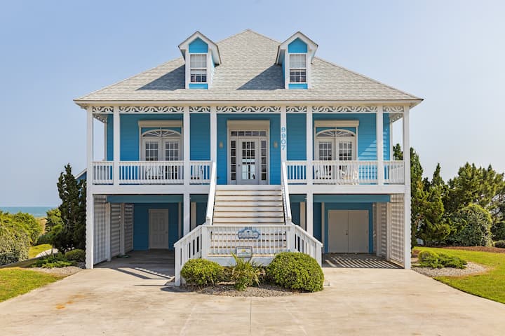 Heels In The Sand | Oceanfront W/ Pool & Hot Tub - Emerald Isle, NC