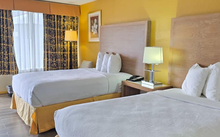 Comfortable, Pet-friendly Room - Chattanooga, TN