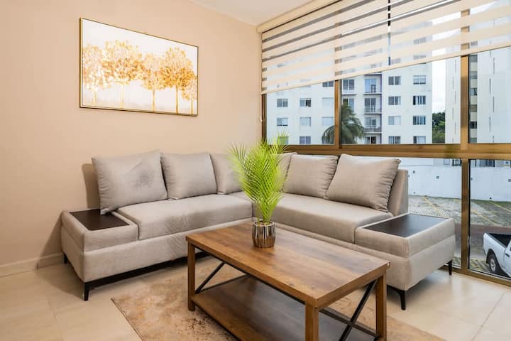 Nice Townhouse In Perfect Area - Cancún