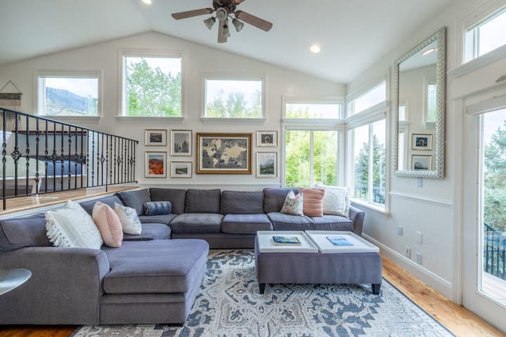 Mountain Views • Within Minutes To Ski Resorts - Sandy, UT