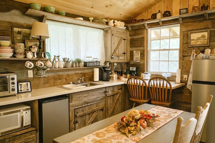 Battle Cry Cabin – A Civil War Retreat - Monteagle, TN