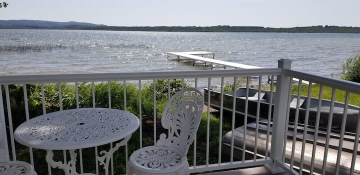 Lakeside Cottage #3, 2 Bedroom - Arcadia, MI