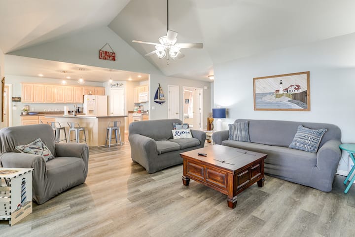 Bring Your Boat! Lakefront Home W/ Dock In Grove - Grand Lake Casino