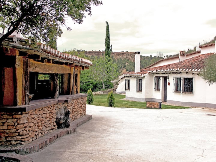 Villa En Espagne Avec Vue Sur Montagnes - La Calahorra