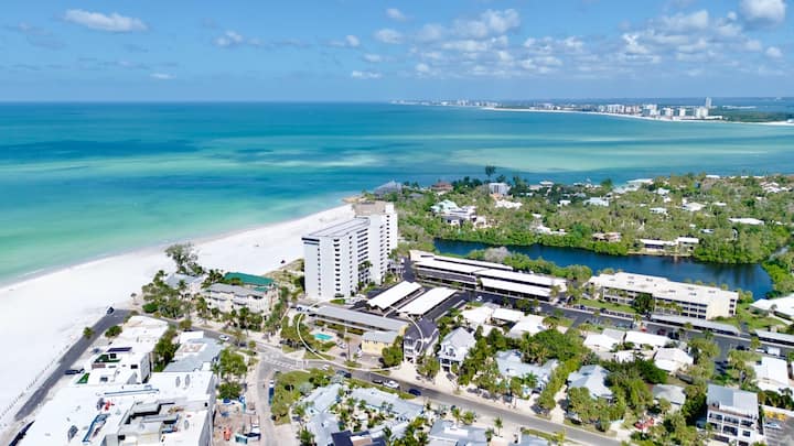 Gulf Holiday Unit 6 - Siesta Key, FL