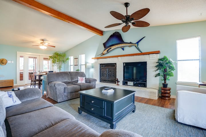 Sweet Nancy's Bay House - Sunset Views! Bay Views! - Indian Pass, FL