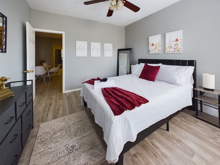 Cozy Apt| 6 Bedroom Multi-unit| 2 Min To Nyc Metro - Staten Island, NY