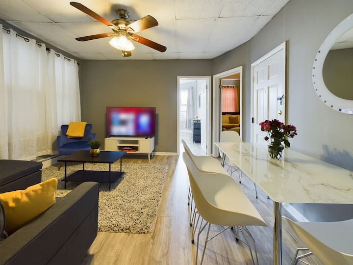 Cozy Apt| 6 Bedroom Multi-unit| 2 Min To Nyc Metro - Staten Island