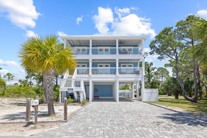 Ooh-rah Beach - Private Pool! Firepit! Patio! - Cape San Blas, FL
