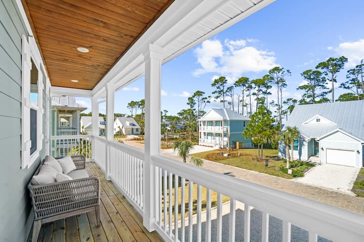 Luxury South Cape Home W/ Community Pool - Cape San Blas, FL