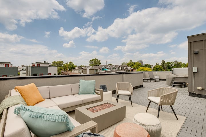 Private Rooftop W/ 360-degree View: Denver Home - Denver, CO