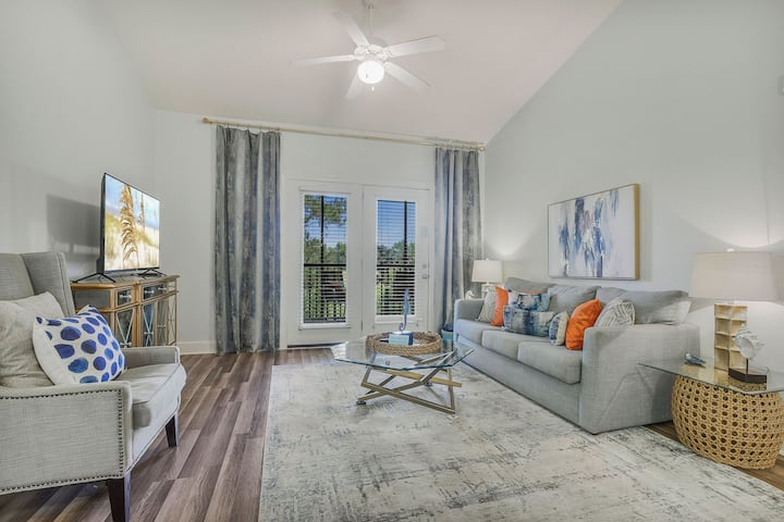 Upscale Foley Retreat W/pool Near Sports Complexes - Foley, AL