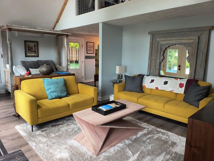 Three-bedroom Cottage On Little Glen Lake - Glen Arbor, MI
