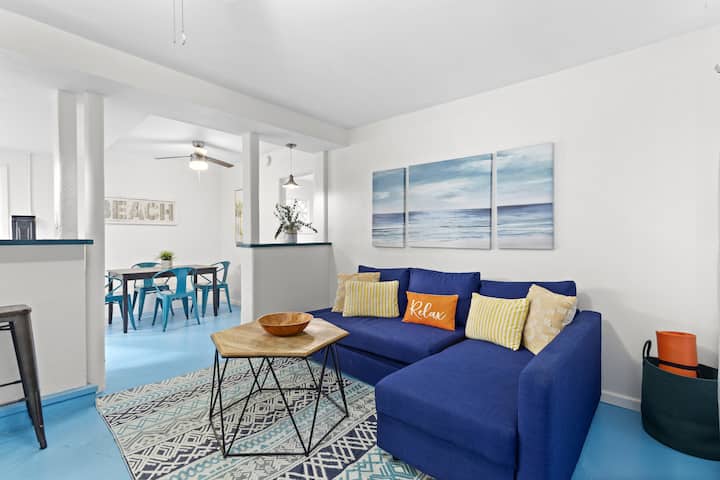 New! 2 Blocks To The Beach, Grill - Indian Rocks Beach, FL