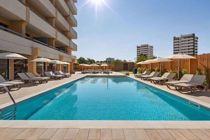 Twin/double Room | Wyndham Alvor | Balcony - Alvor