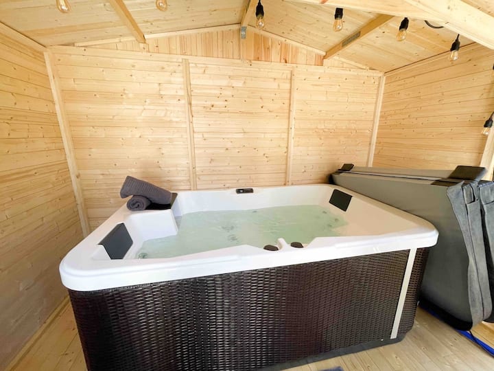 Jacuzzi : Au Cocon Brestois Et Sa Terrasse De 30m2 - Brest