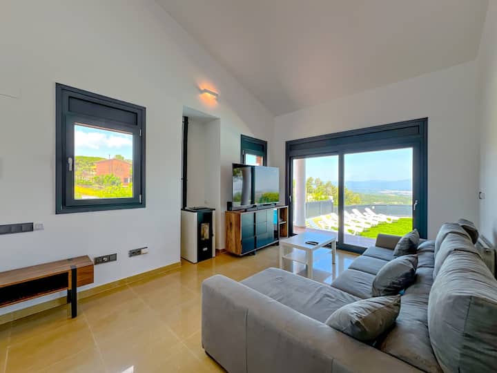 Villa à Costa Brava Avec Piscine Privée - Tordera