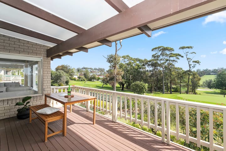 Tee To Sea - 3br Home With Golf & Ocean Views - Mollymook