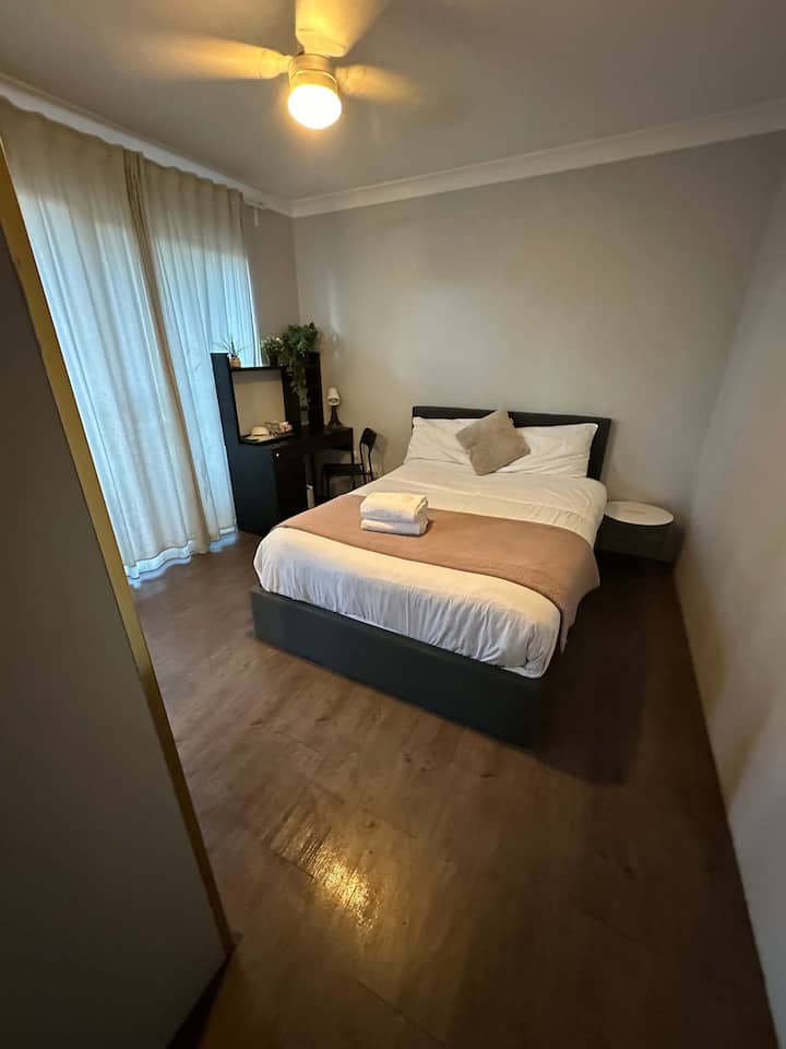 Affordable Double Room In Berala|near Olympic Park - Lansdowne
