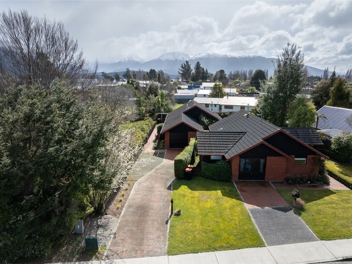 Matai By The Lake - Te Anau - 蒂阿瑙