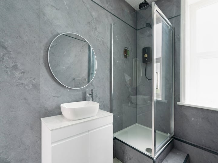 Famille Standard De 5 Chambres - Newcastle upon Tyne