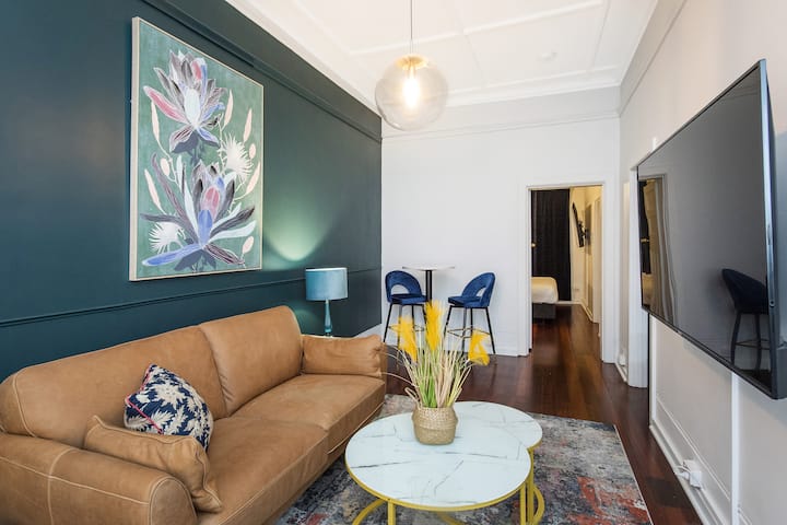 Stylish 1br Apt In West Perth With Parking! - 코트슬로우