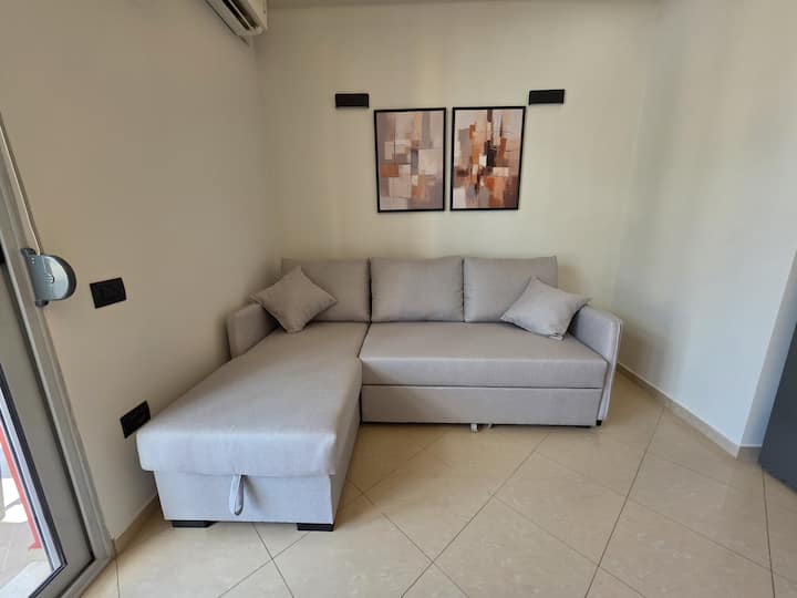 Thoma’s K Veranda Apartment - Vlorë