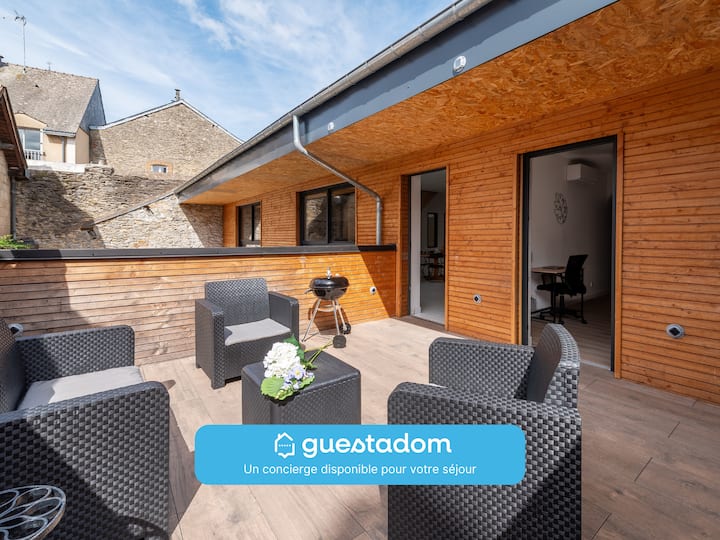 La Terrasse - Wifi - Parking - Gare - Mayenne