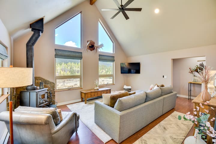 Hot Tub & Deck: Cabin Near Dtwn Alma & Breck - Alma, CO