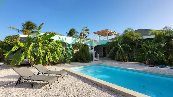 Villa Nobo 10-12 Person Tropical Getaway! - Curaçao