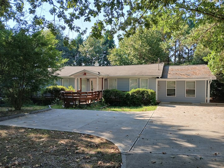 Perfect Ranch Home In N. Raleigh - Falls Lake State Recreation Area, Wake Forest