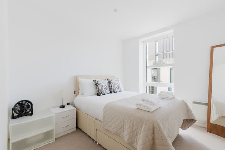 Bright 1bd Flat W Balcony By Old Street Station - Londres