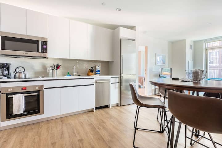 Exclusive 2br Apt Downtown Seaport - Boston, MA