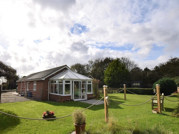 2 Bed In Bridlington (77607) - Bridlington