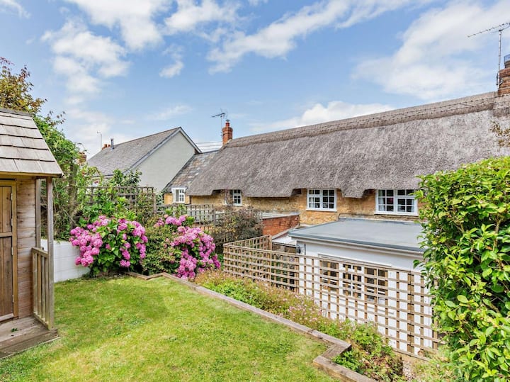 2 Bed In Bridport (Oc-77557) - Bridport