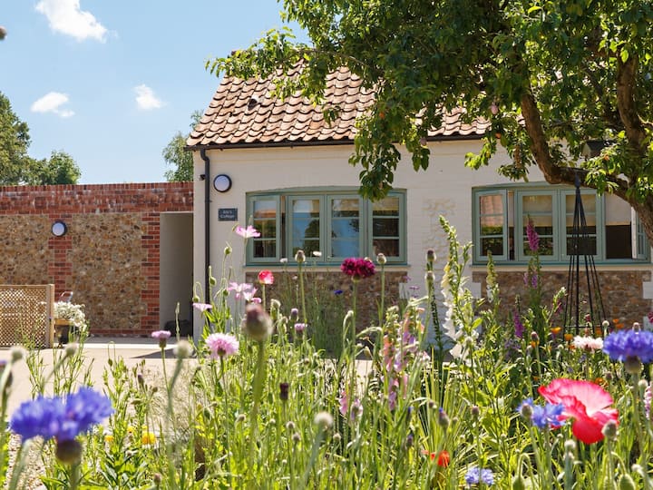 1 Bed In Whissonsett (77597) - Fakenham