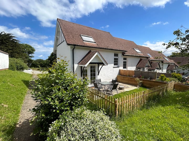 2 Bed In Aberporth (79160) - Aberporth