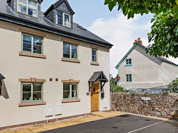 3 Bed In Watchet (83532) - Watchet