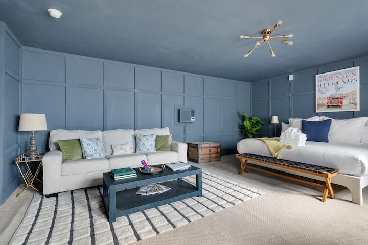 Rutledge Retreat | Quiet | Private Parking! - Charleston, SC