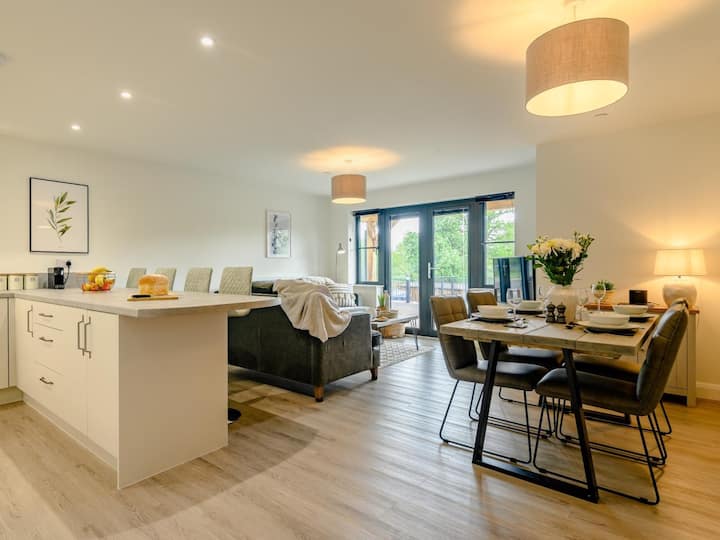 2 Bed In Usk- (Oc-87950) - Usk