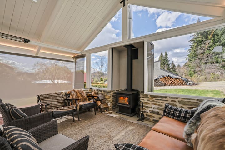 Walnut Cottage - Sleeps 6, Walk To Lake - Wanaka