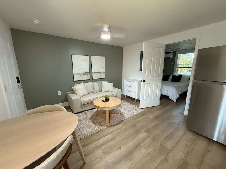 The Charleston Vibe Ii • 8797 - Charleston, SC