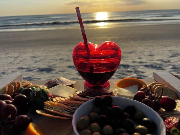 Vitamin Sea & Sunsets - St. Pete Beach, FL