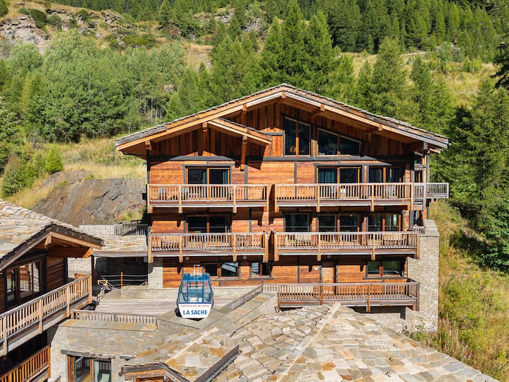 Black Diamond - Chalet Charlie · 7 Chambres / 16 P - Val-d'Isère