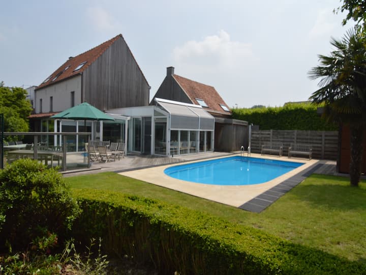 Villa Dans Les Ardennes Flamandes Avec Piscine - Bỉ