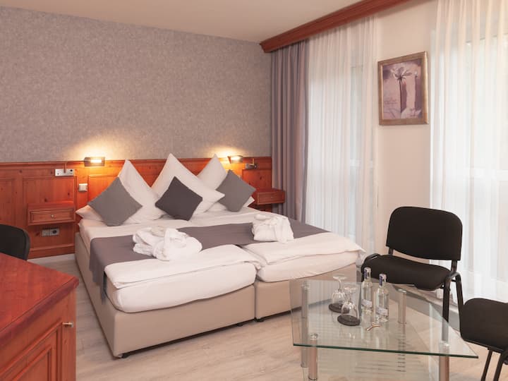 Double-confort-sdb Privée Avec Douche - Essen, Allemagne