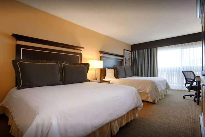 Lighthouse | 2 Queen | Near The Beach | 2 Units - Pacifica, CA