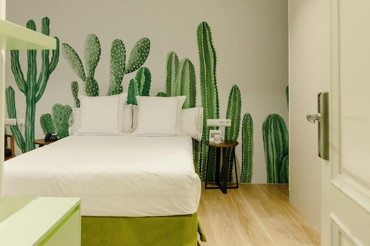 Small Double Room I Hotel Inhala Garden - Madrid