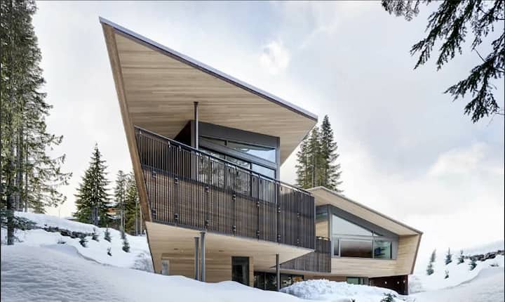 Kadenwood Home W/ Ski-access & Fireplace - Whistler Blackcomb