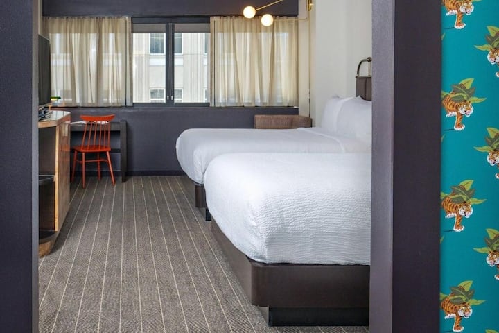 Pet-friendly Comfort W/ Complimentary Parking - Baton Rouge, LA
